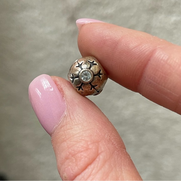 Pandora | Jewelry | Pandora Snowflake Bead | Poshmark